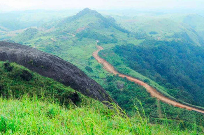 Vagamon Attractions - Cave Rooms - Foggy Knolls